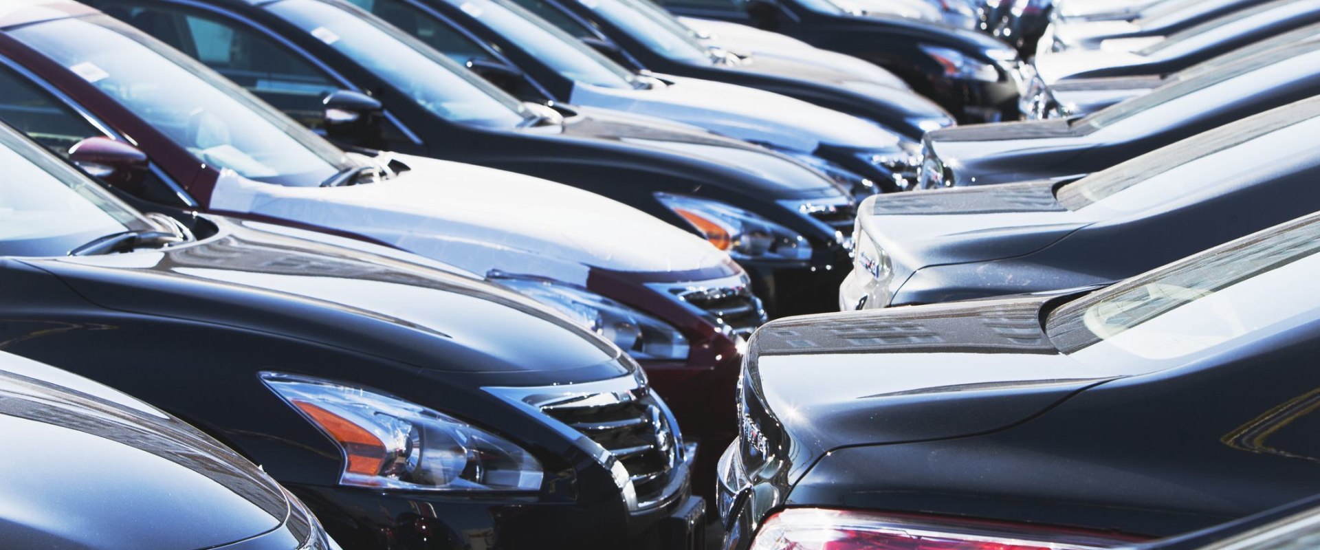 Lease vs Buy: Understanding Your Financing Options